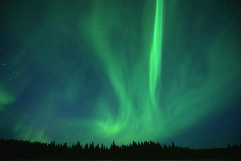 Arctic Circle Luxury Holiday Packages 2026/2027 | Arctic Direct
